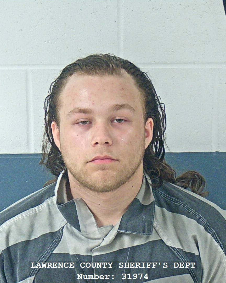 Early morning Walmart heist lands teen in jail after caught on camera ...